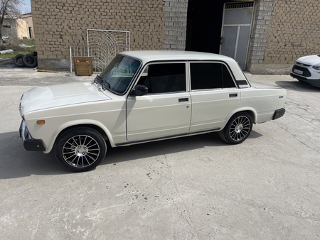 Jiguli 07 1986 yil