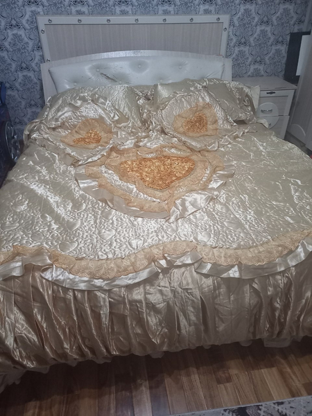 Divan uchun pakrival