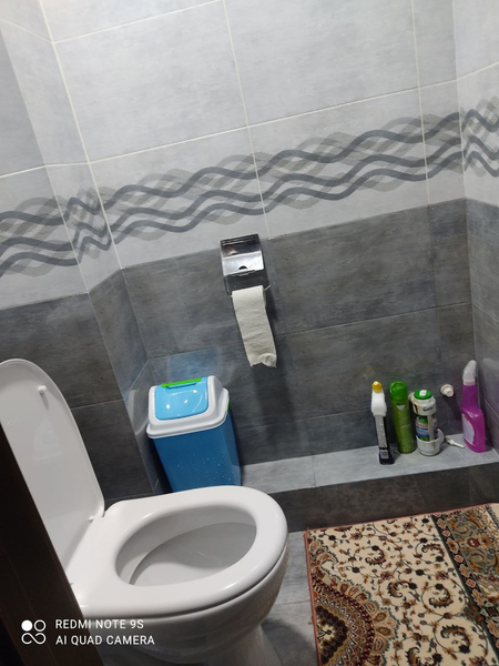 Metro Xamza 3 xona 5 etaj Navostroyka ijaraga berladi