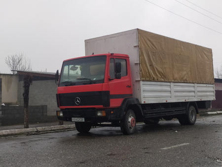 Мерседес 817 сотилади