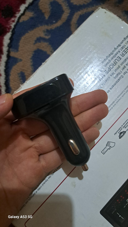 Bluetooth FM-modulyator