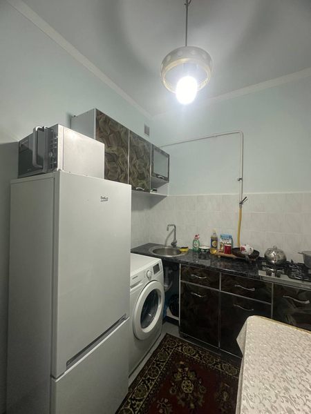 Максим горький Академгородок срочно сдам 2 комнатную квартиру с обстан