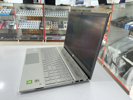 Hp pavilion metal korpuslik cre i5 8/512 ssd ideal holatda