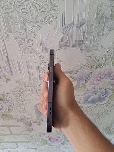 Продам iphone 14 pro  срочно