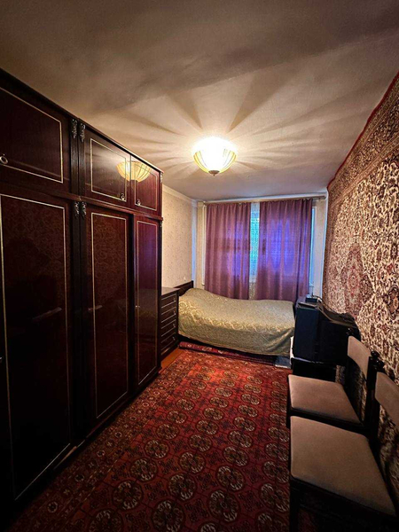 Продается квартира буюк ипак йули метро 4/3/5 84м²