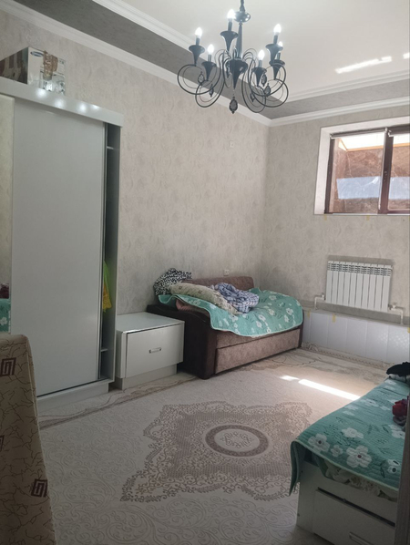 Уй сотилади, арзон, келиб куринг