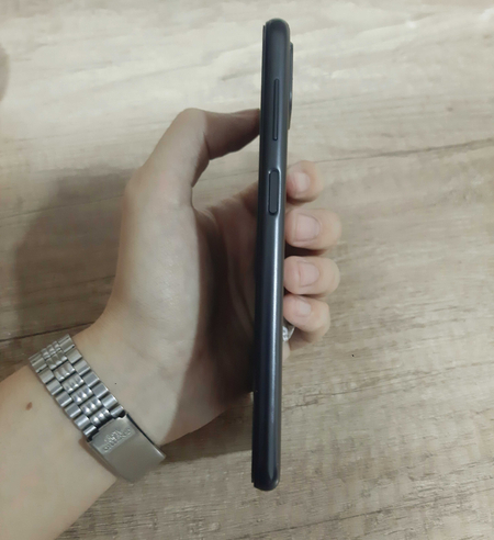 Samsung A12 4/64 ideal xolatda