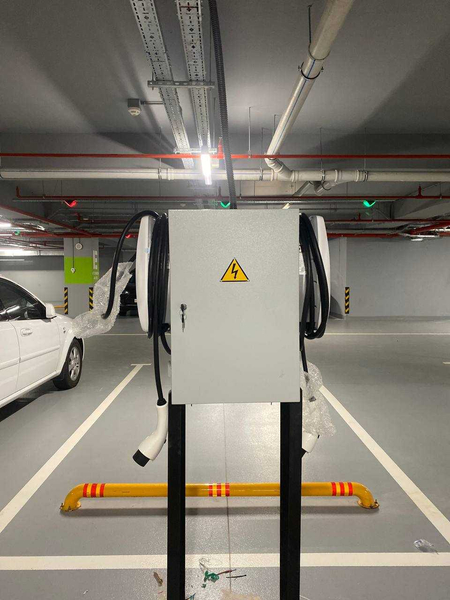 Зарядное устройство на электромобиль byd elektromobil ustanovka