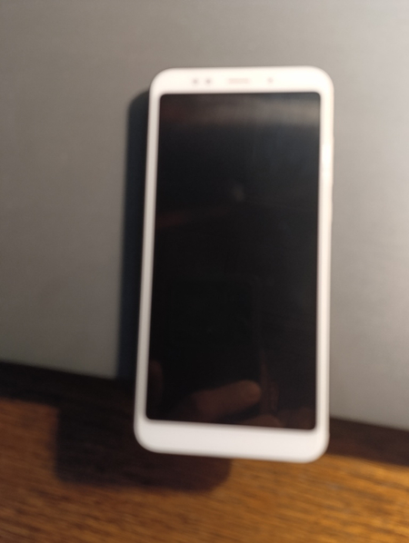 Продам Xiaomi Redmi 5+