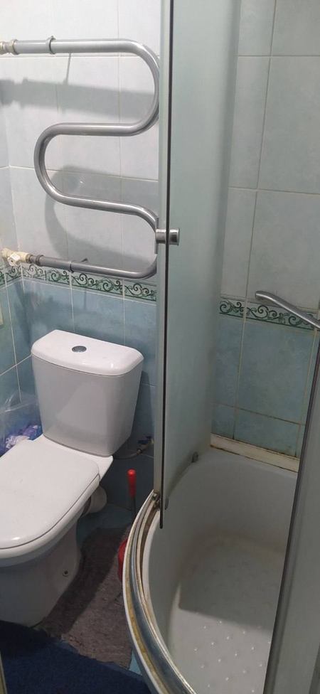 1/3/4 Ялангач Экобазар. Кирпич. 30м². Балкон 1,5×3. Не торец.