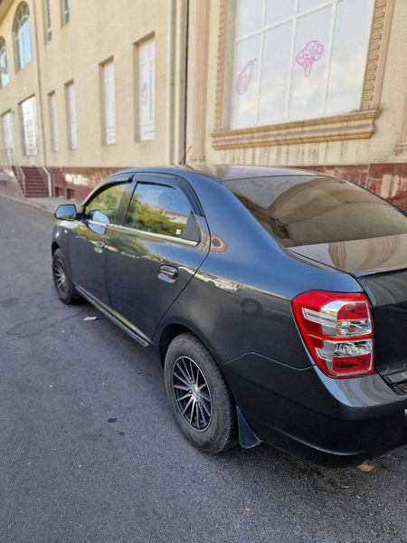 Cobalt shevrole 2023 год