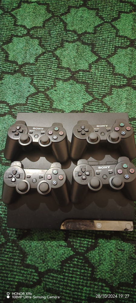 Ps3 sotiladi. Xolati a\\\'lo