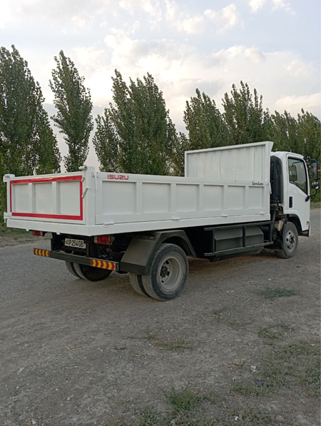 ISUZU сотилади 2009 йил
