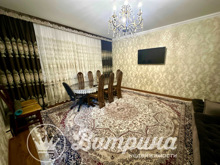 Срочна продаётся классная  3 комнатная квартира на Корасув 4