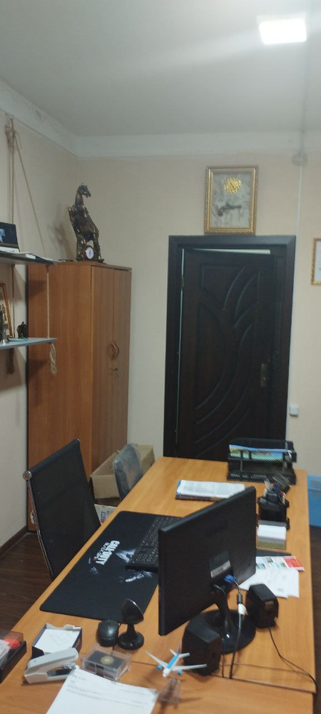 Катартал круг Офис с мебелью