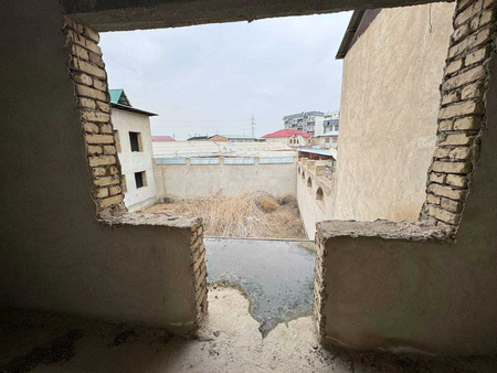 5 sotiqli qurilishi tugallanmagan sotiladi.