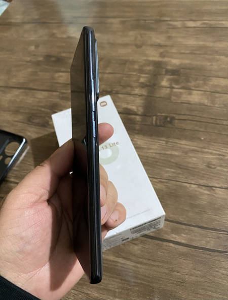 Xiaomi 13 life  256гб