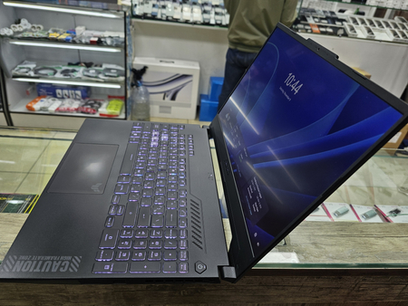 Asus TUF F15 Core i7 + RTX 4050