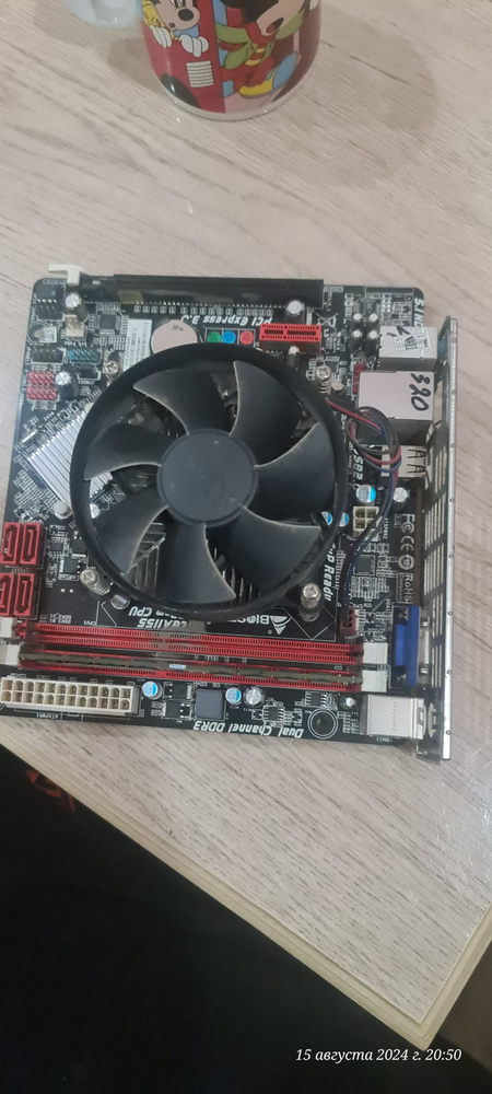 Biostar h61 + Процессор 2 ядр 4 гб озу кулер