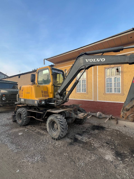 Ekskavotor volvo