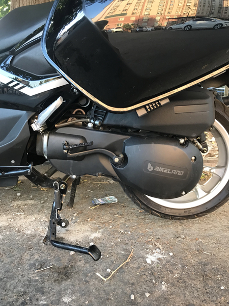 model sukuter maksi