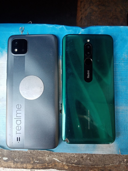 Realme + redmi 4/64 joyi obmen faqat iphonega