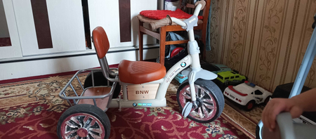 Велосипед детский BMW