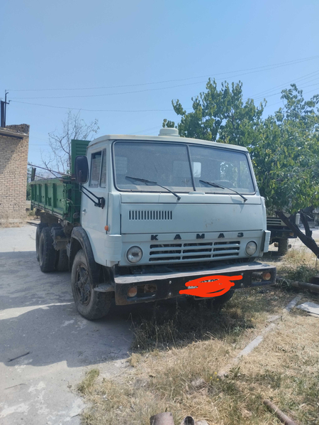 Kamaz  sotiladi.
