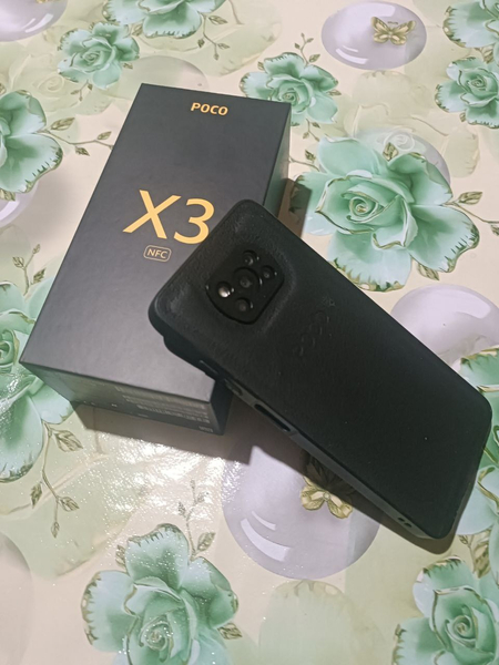 Poco x3  sotiladi telefon ideal sastaniya