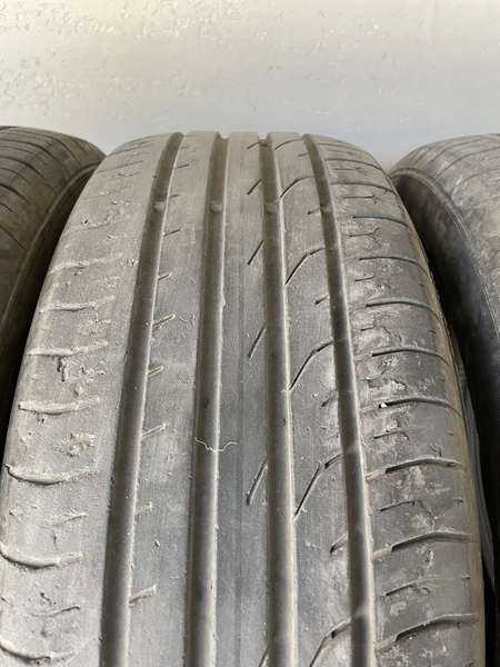 Продается шины Continental 215/55/18
