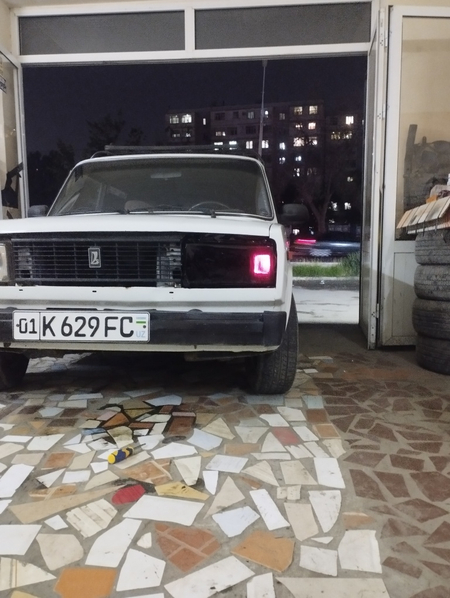 jiguli 2104 benzin