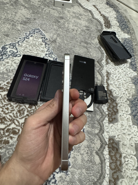 Samsung S24  6 oy garantiyasi bor