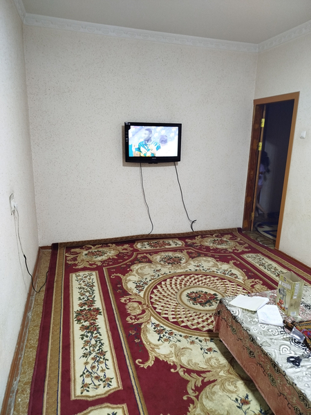 Dom sotiladi 3 xonali tez va arzon beramiz