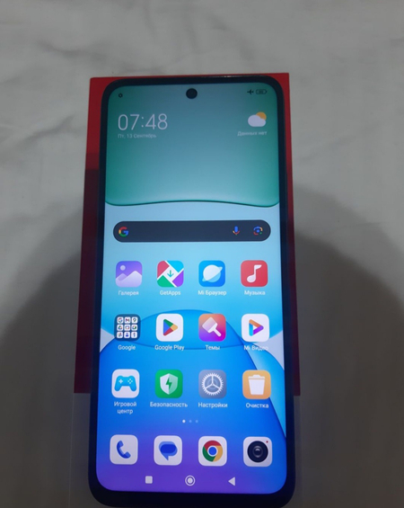 Redmi 13  6/128gb.  Срочна новый