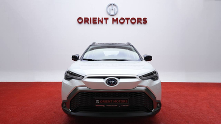 Toyota Frontlander 2.0L hybrid 2WD + BONUS