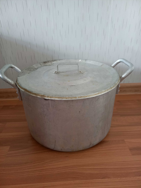 Кастрюля алюминиевая 18 л.