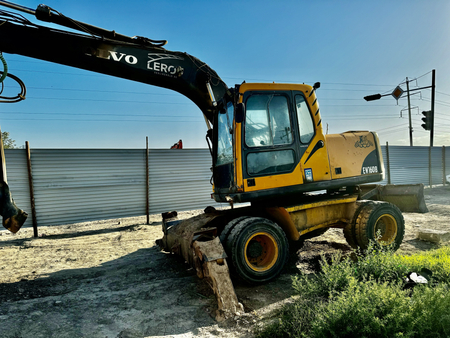 Volvo ekskavator 2007