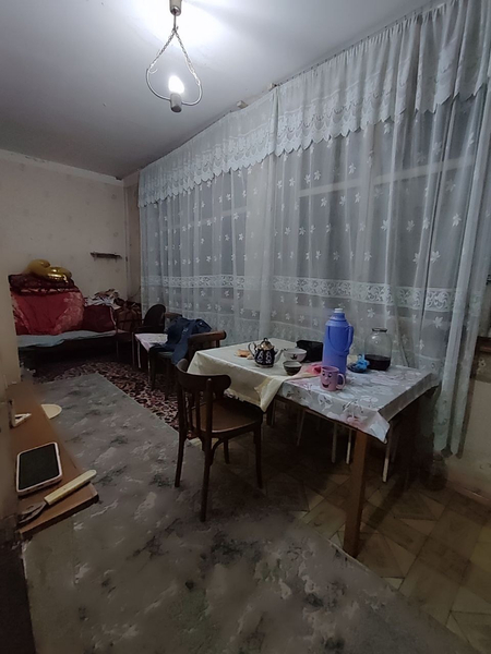 Ттз ахмад-югнакий продается квартира 1/3/5 балкон 2×6