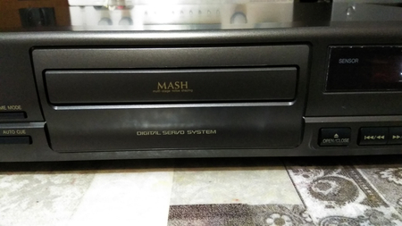 CD Проигрыватель Technics sl-pg480a