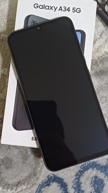 Samsung 34 5g telefoni sotiladi