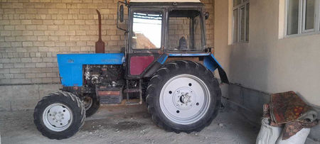 Traktor mtz 82.1