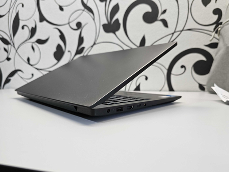 ПРОДАМ Lenovo V15G2 2024 Офисный Ноутбук DualN4500/4GB/256SSD/15.6\\\