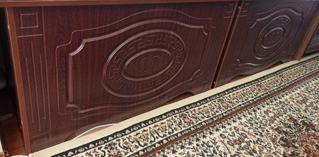 Продается мебель для гостинной, зала. Стенка, комод, 2шт сундука
