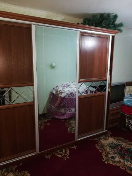 Продается 4х комнатная квартира.Ориентир, Шарк 2, на 4 ом этаже.