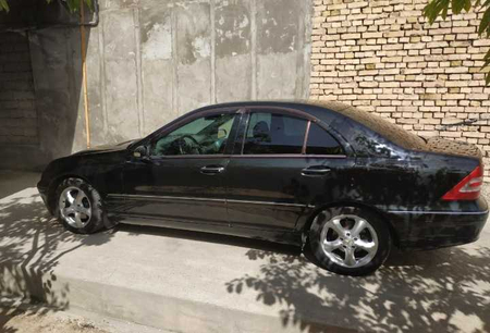 Mercedes 2003 год