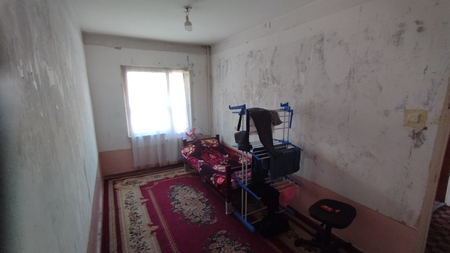 Срочно продаётся квартира 5/3/5