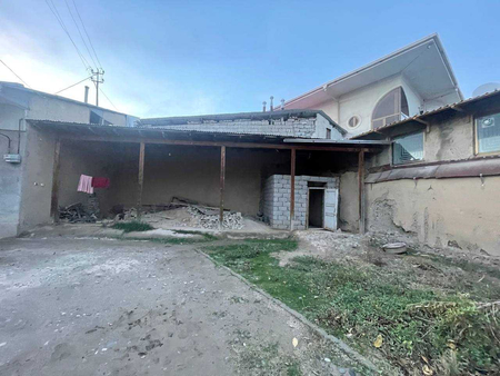 Nekrasova hududida hovli sotiladi!