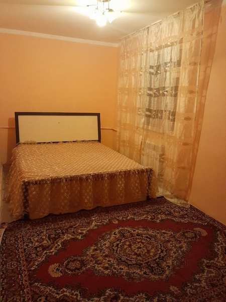 Продаётся квартира в Чиланзаре 24 кв Ориентир Ширин перекрёсток 2/5/5