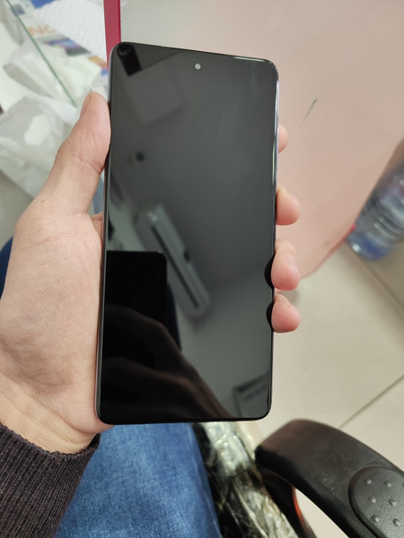 Samsung A72. Juda arzon