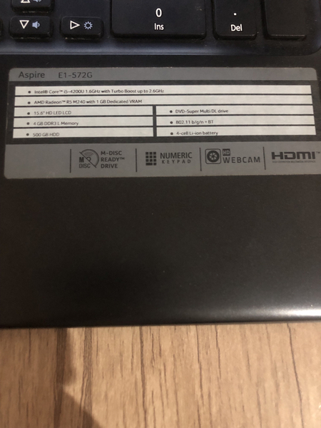 Noutbook Acer sotiladi